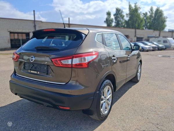 Brūns Nissan Qashqai 2016 Pakruojis, ar dzinēja tilpumu 1.20 L un nobraukumu 120 tūkst. km par 4650 €, foto 10 vietnē AUTOMOTO.COM.LV