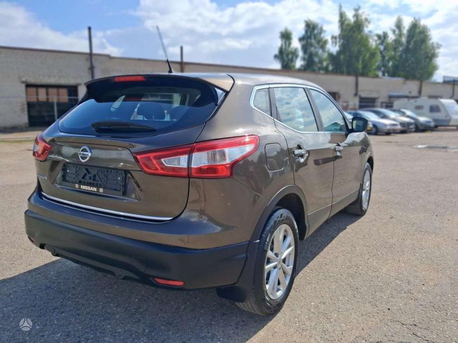 Brūns Nissan Qashqai 2016 Pakruojis, ar dzinēja tilpumu 1.20 L un nobraukumu 120 tūkst. km par 4650 €, foto 10 vietnē AUTOMOTO.COM.LV