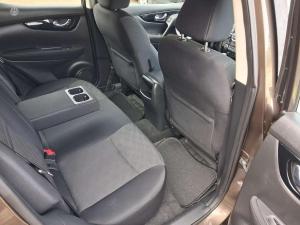 Brūns Nissan Qashqai 2016 Pakruojis, ar dzinēja tilpumu 1.20 L un nobraukumu 120 tūkst. km par 4650 €, foto 21 vietnē AUTOMOTO.COM.LV
