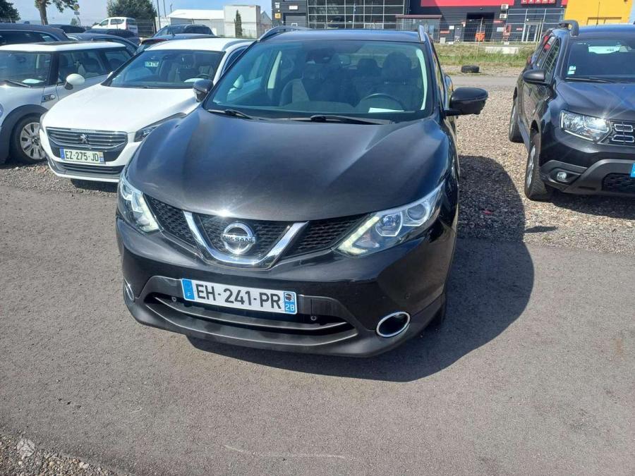 Brown Nissan Qashqai 2016 in Taurage, with an engine capacity of 1.60 L and mileage of 168 thousand km for 7300 €, photo 1 on AUTOMOTO.COM.LV