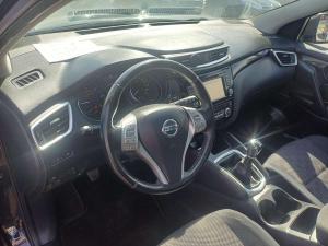 Brown Nissan Qashqai 2016 in Taurage, with an engine capacity of 1.60 L and mileage of 168 thousand km for 7300 €, photo 6 on AUTOMOTO.COM.LV