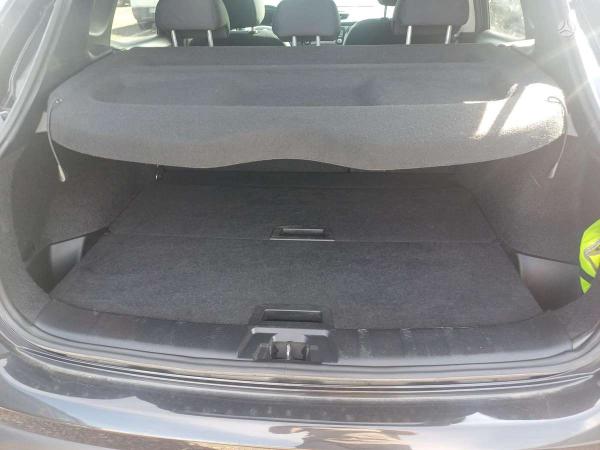 Brown Nissan Qashqai 2016 in Taurage, with an engine capacity of 1.60 L and mileage of 168 thousand km for 7300 €, photo 7 on AUTOMOTO.COM.LV