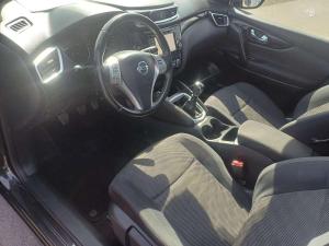 Brown Nissan Qashqai 2016 in Taurage, with an engine capacity of 1.60 L and mileage of 168 thousand km for 7300 €, photo 8 on AUTOMOTO.COM.LV