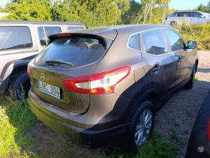 Brown Nissan Qashqai 2016 in Vilnius, with an engine capacity of 1.20 L and mileage of 130 thousand km for 4500 €, photo 5 on AUTOMOTO.COM.LV