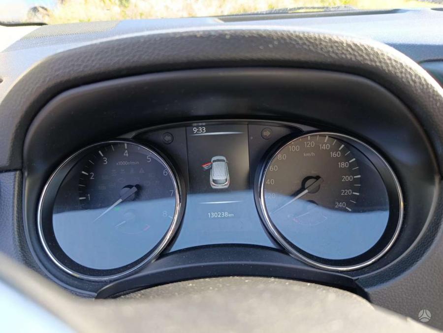 Brown Nissan Qashqai 2016 in Vilnius, with an engine capacity of 1.20 L and mileage of 130 thousand km for 4500 €, photo 8 on AUTOMOTO.COM.LV