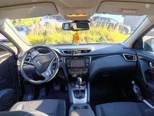 Brown Nissan Qashqai 2016 in Vilnius, with an engine capacity of 1.20 L and mileage of 130 thousand km for 4500 €, photo 9 on AUTOMOTO.COM.LV
