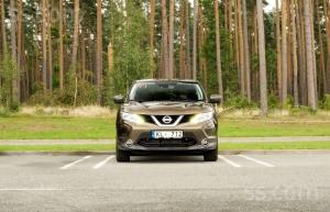 Brūns Nissan Qashqai 2016 Rīga, ar dzinēja tilpumu 1.20 L un nobraukumu 151 tūkst. km par 8990 €, foto 4 vietnē AUTOMOTO.COM.LV