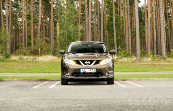 Nissan Qashqai 2016 Rīga vietnē Brūns Nissan Qashqai 2016 Rīga, ar dzinēja tilpumu 1.20 L un nobraukumu 151 tūkst. km par 8990 €, foto 4 vietnē AUTOMOTO.COM.LV