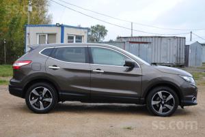 Brown Nissan Qashqai 2016 in Riga, with an engine capacity of 1.60 L and mileage of 190 thousand km for 8990 €, photo 6 on AUTOMOTO.COM.LV