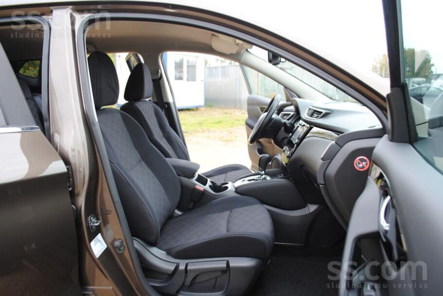 Brown Nissan Qashqai 2016 in Riga, with an engine capacity of 1.60 L and mileage of 190 thousand km for 8990 €, photo 13 on AUTOMOTO.COM.LV