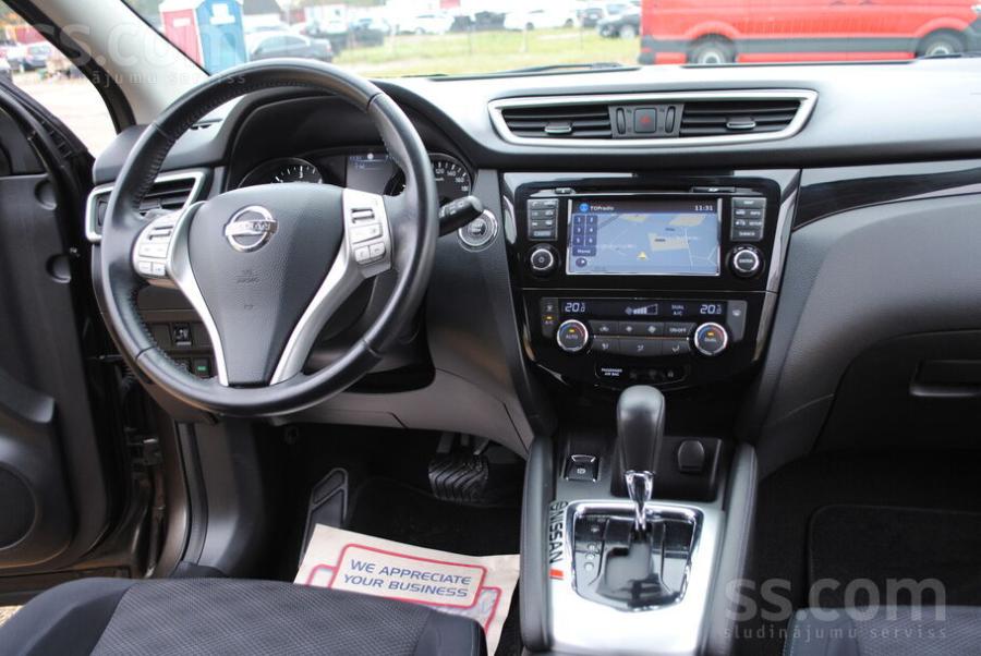Brown Nissan Qashqai 2016 in Riga, with an engine capacity of 1.60 L and mileage of 190 thousand km for 8990 €, photo 15 on AUTOMOTO.COM.LV