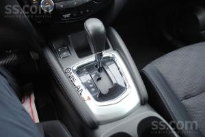 Brown Nissan Qashqai 2016 in Riga, with an engine capacity of 1.60 L and mileage of 190 thousand km for 8990 €, photo 20 on AUTOMOTO.COM.LV