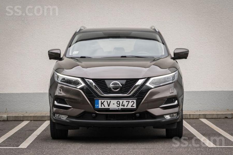 Brown Nissan Qashqai 2017 in Riga, with an engine capacity of 1.20 L and mileage of 0 thousand km for 12950 €, photo 2 on AUTOMOTO.COM.LV