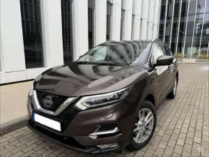Brown Nissan Qashqai 2017 in Vilnius, with an engine capacity of 1.20 L and mileage of 55 thousand km for 13500 €, photo  on AUTOMOTO.COM.LV