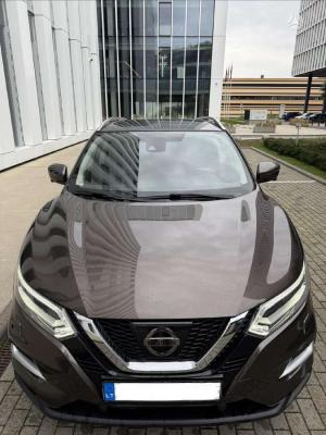 Brown Nissan Qashqai 2017 in Vilnius, with an engine capacity of 1.20 L and mileage of 55 thousand km for 13500 €, photo 3 on AUTOMOTO.COM.LV