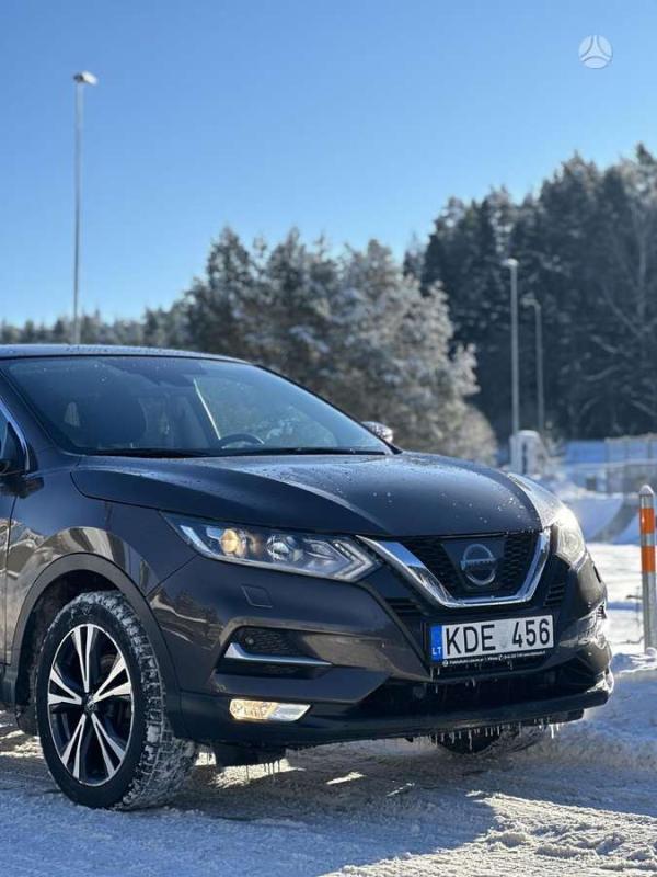 Brūns Nissan Qashqai 2017 Viļņa, ar dzinēja tilpumu 1.46 L un nobraukumu 160 tūkst. km par 9450 €, foto 3 vietnē AUTOMOTO.COM.LV