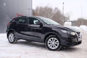 Brown Nissan Qashqai 2017 in Vilnius, with an engine capacity of 1.20 L and mileage of 157 thousand km for 11700 €, photo 8 on AUTOMOTO.COM.LV