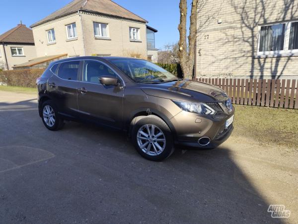 Brown Nissan Qashqai 2017 in Telschi, with an engine capacity of 1.20 L and mileage of 122 thousand km for 7300 €, photo 2 on AUTOMOTO.COM.LV