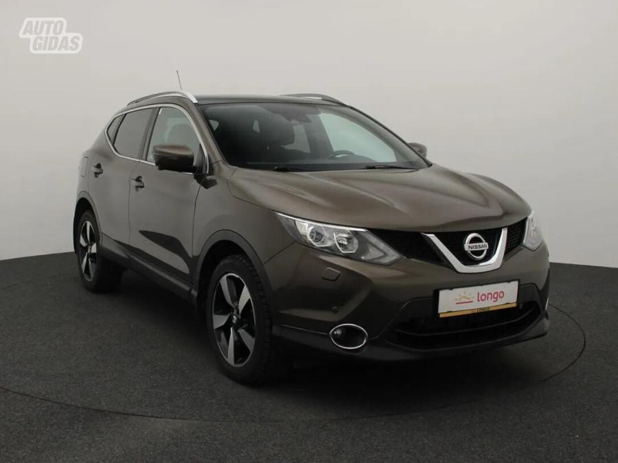 Brown Nissan Qashqai 2017 in Vilnius, with an engine capacity of 1.20 L and mileage of 137 thousand km for 10899 €, photo 11 on AUTOMOTO.COM.LV