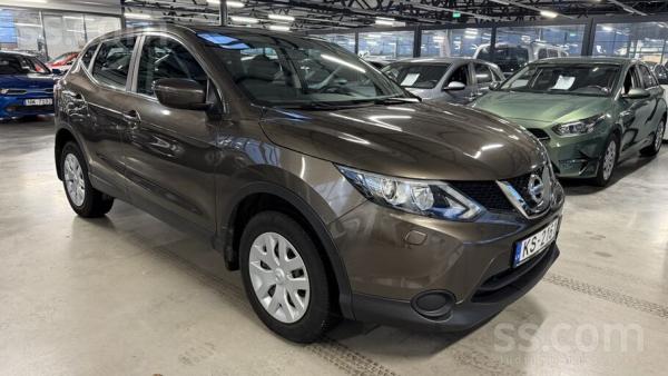 Brown Nissan Qashqai 2017 in Riga, with an engine capacity of 1.20 L and mileage of 106 thousand km for 7900 €, photo 6 on AUTOMOTO.COM.LV