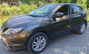 Brown Nissan Qashqai 2017 in Riga, with an engine capacity of 1.60 L and mileage of 140 thousand km for 9300 €, photo 3 on AUTOMOTO.COM.LV