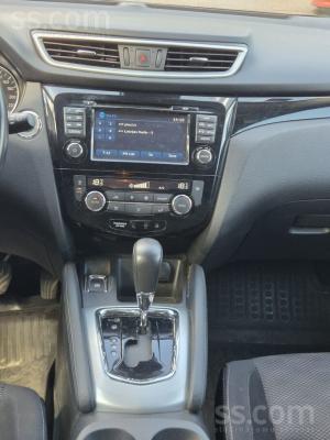 Brūns Nissan Qashqai 2017 Rīga, ar dzinēja tilpumu 1.60 L un nobraukumu 140 tūkst. km par 9990 €, foto 12 vietnē AUTOMOTO.COM.LV