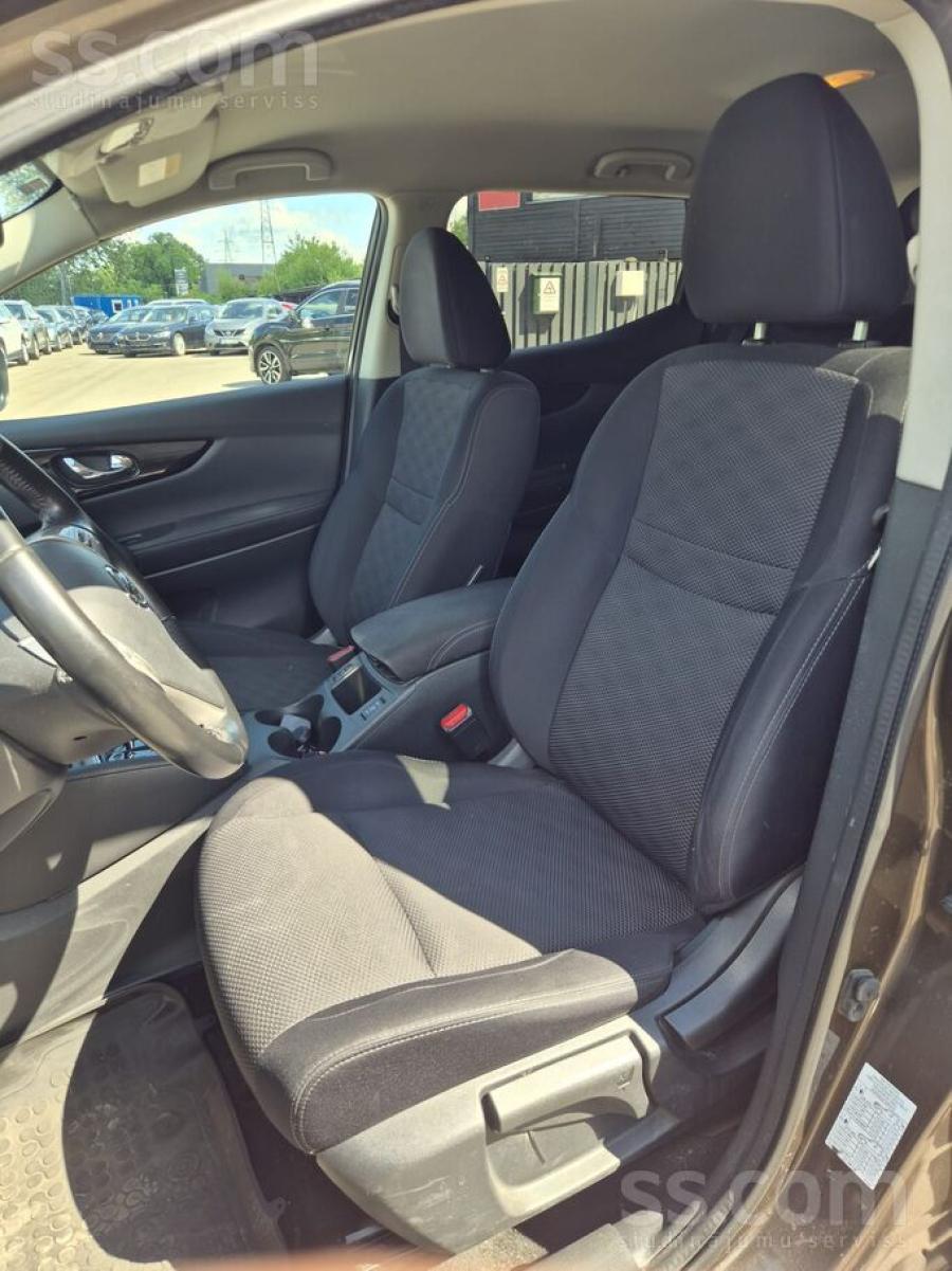 Brūns Nissan Qashqai 2017 Rīga, ar dzinēja tilpumu 1.60 L un nobraukumu 140 tūkst. km par 9990 €, foto 14 vietnē AUTOMOTO.COM.LV