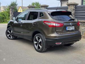Brown Nissan Qashqai 2017 in Radviliskis, with an engine capacity of 1.20 L and mileage of 135 thousand km for 8200 €, photo 10 on AUTOMOTO.COM.LV
