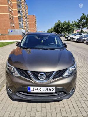 Brown Nissan Qashqai 2017 in Klaipeda, with an engine capacity of 1.20 L and mileage of 103 thousand km for 9500 €, photo  on AUTOMOTO.COM.LV