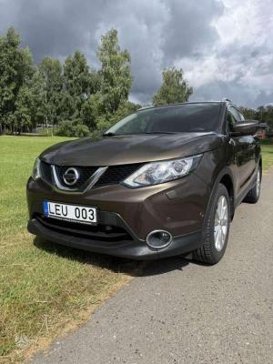 Brown Nissan Qashqai 2017 in Kaunas, with an engine capacity of 1.20 L and mileage of 119 thousand km for 5200 €, photo 4 on AUTOMOTO.COM.LV