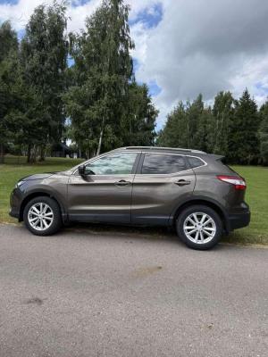Brown Nissan Qashqai 2017 in Kaunas, with an engine capacity of 1.20 L and mileage of 119 thousand km for 5200 €, photo 5 on AUTOMOTO.COM.LV