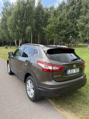 Brown Nissan Qashqai 2017 in Kaunas, with an engine capacity of 1.20 L and mileage of 119 thousand km for 5200 €, photo 6 on AUTOMOTO.COM.LV