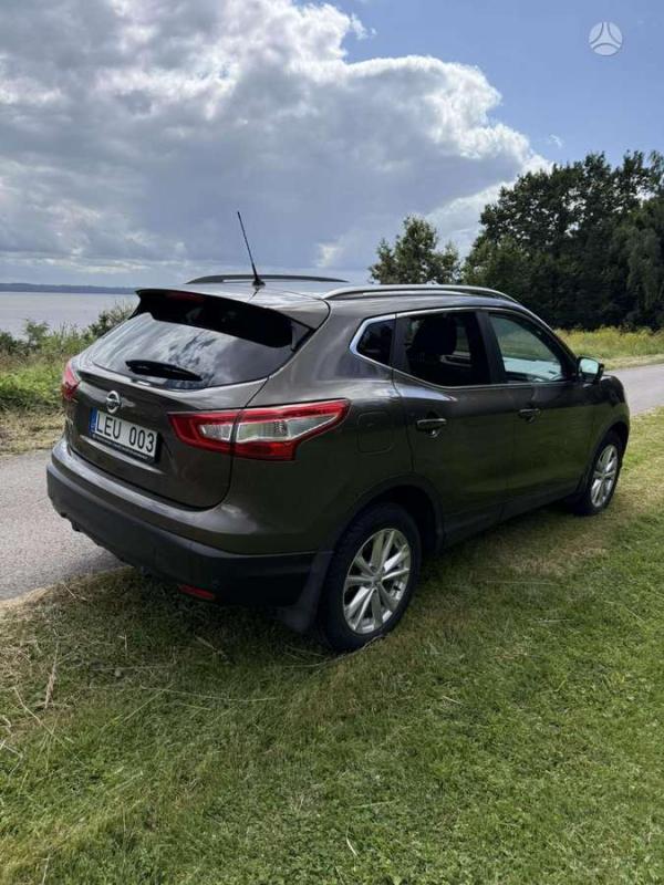 Brown Nissan Qashqai 2017 in Kaunas, with an engine capacity of 1.20 L and mileage of 119 thousand km for 5200 €, photo 7 on AUTOMOTO.COM.LV