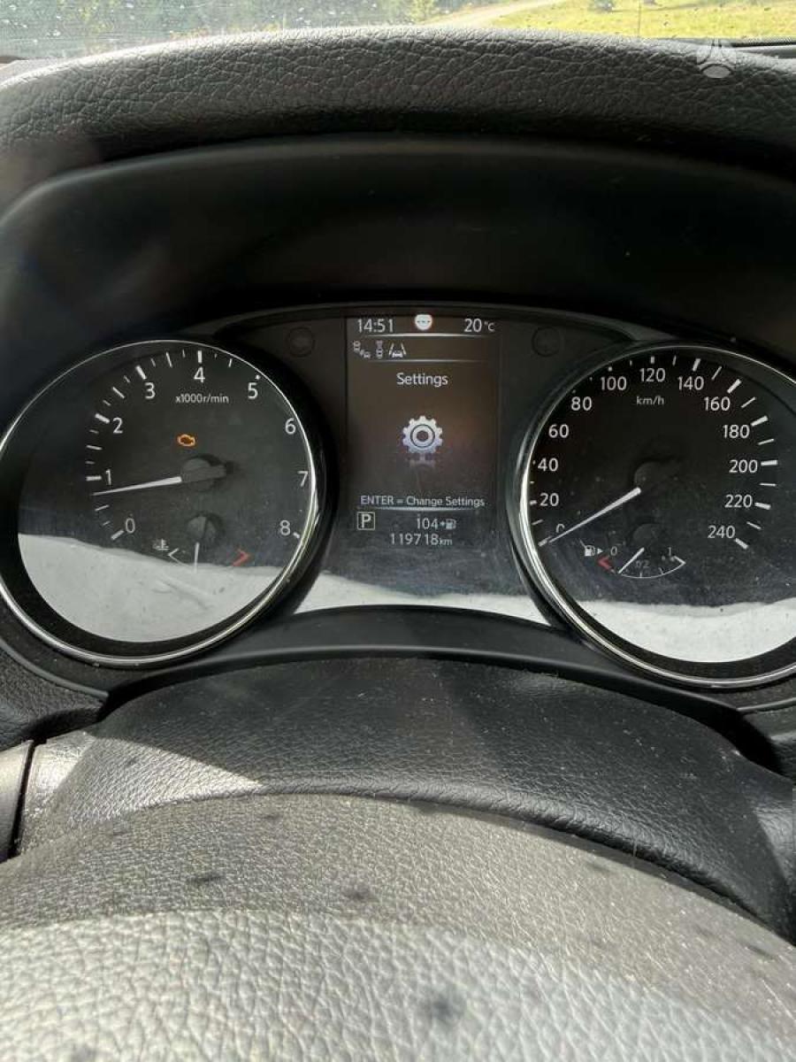 Brown Nissan Qashqai 2017 in Kaunas, with an engine capacity of 1.20 L and mileage of 119 thousand km for 5200 €, photo 13 on AUTOMOTO.COM.LV