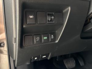 Brūns Nissan Qashqai 2017 Rīga, ar dzinēja tilpumu 1.20 L un nobraukumu 108 tūkst. km par 9900 €, foto 23 vietnē AUTOMOTO.COM.LV