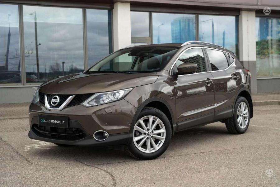 Brown Nissan Qashqai 2017 in Vilnius, with an engine capacity of 1.20 L and mileage of 85 thousand km for 10950 €, photo 1 on AUTOMOTO.COM.LV