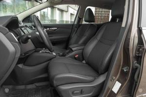 Brown Nissan Qashqai 2017 in Vilnius, with an engine capacity of 1.20 L and mileage of 85 thousand km for 10950 €, photo 12 on AUTOMOTO.COM.LV