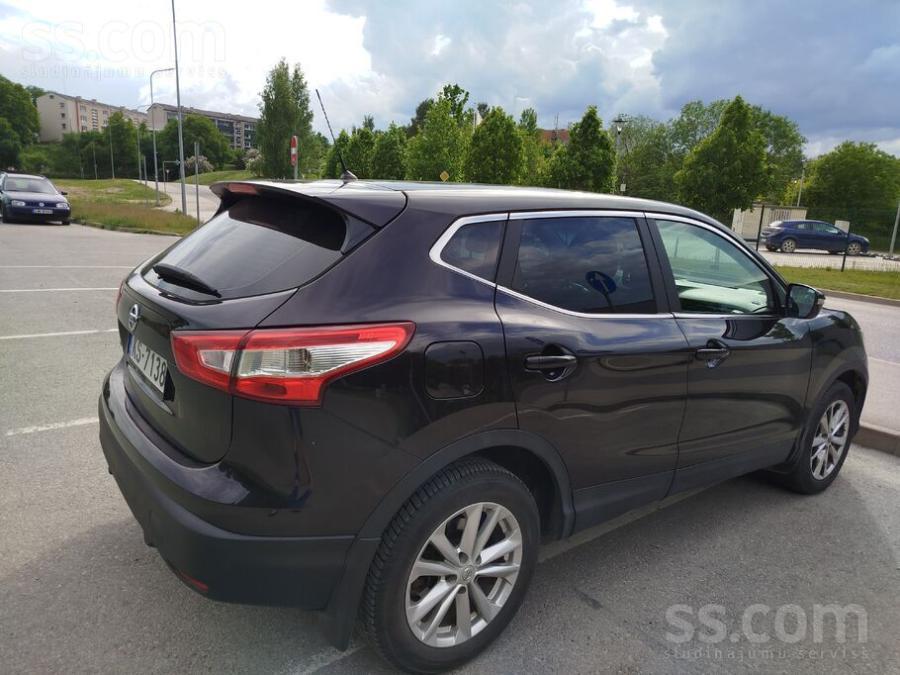 Brown Nissan Qashqai 2017 in Tukums, with an engine capacity of 1.60 L and mileage of 0 thousand km for 10300 €, photo 5 on AUTOMOTO.COM.LV