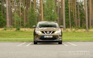 Brūns Nissan Qashqai 2017 Rīga, ar dzinēja tilpumu 1.60 L un nobraukumu 140 tūkst. km par 8590 €, foto 4 vietnē AUTOMOTO.COM.LV