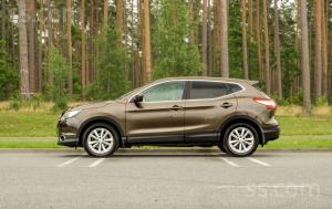 Brūns Nissan Qashqai 2017 Rīga, ar dzinēja tilpumu 1.60 L un nobraukumu 140 tūkst. km par 8590 €, foto 6 vietnē AUTOMOTO.COM.LV