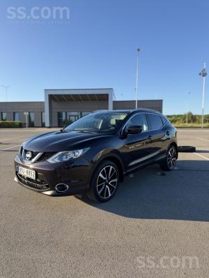 Brown Nissan Qashqai 2017 in Tukums, with an engine capacity of 1.20 L and mileage of 68 thousand km for 11500 €, photo  on AUTOMOTO.COM.LV