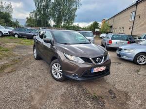 Brown Nissan Qashqai 2017 in Telschi, with an engine capacity of 1.20 L and mileage of 160 thousand km for 6450 €, photo 3 on AUTOMOTO.COM.LV