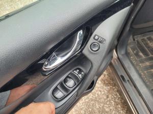 Brown Nissan Qashqai 2017 in Telschi, with an engine capacity of 1.20 L and mileage of 160 thousand km for 6450 €, photo 17 on AUTOMOTO.COM.LV