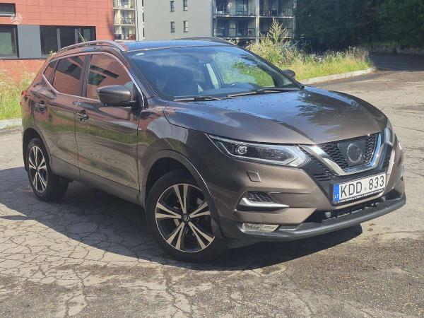 Brūns Nissan Qashqai 2017 Viļņa, ar dzinēja tilpumu 1.60 L un nobraukumu 173 tūkst. km par 13000 €, foto 9 vietnē AUTOMOTO.COM.LV