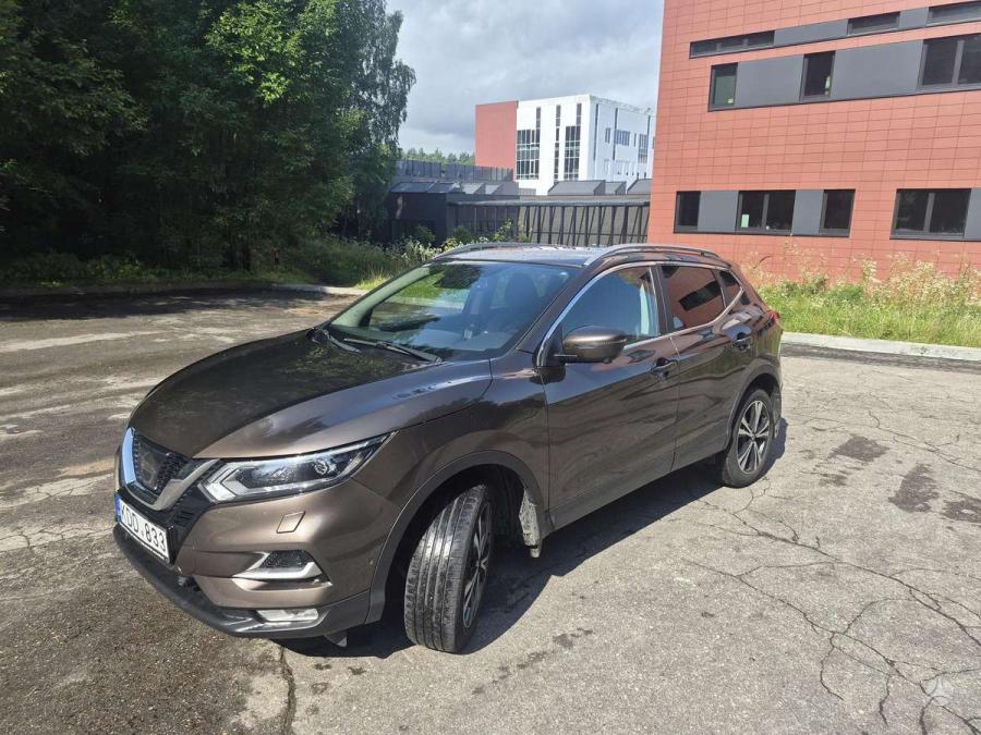 Brūns Nissan Qashqai 2017 Viļņa, ar dzinēja tilpumu 1.60 L un nobraukumu 173 tūkst. km par 13000 €, foto 10 vietnē AUTOMOTO.COM.LV