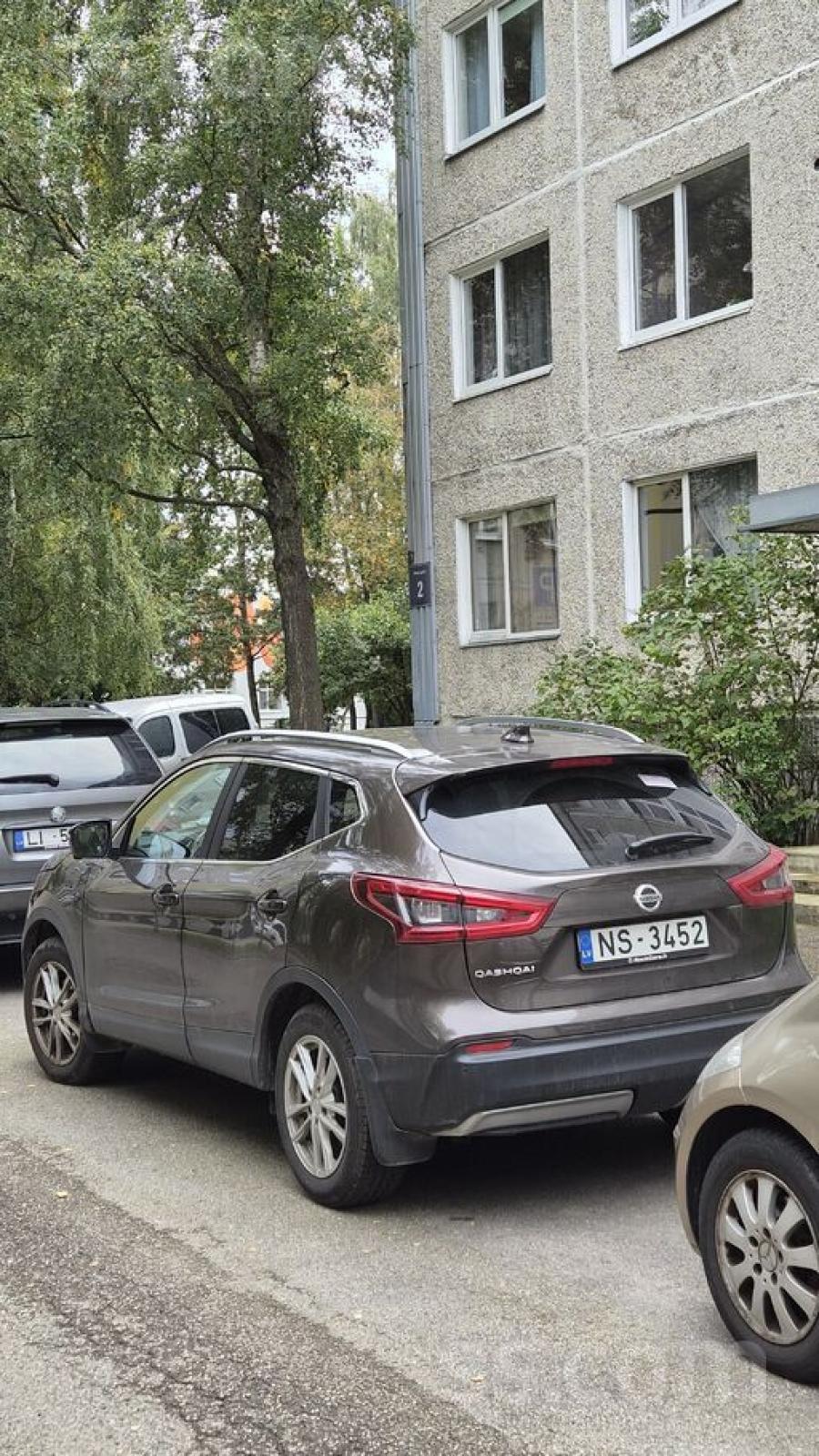 Brūns Nissan Qashqai 2017 Rīga, ar dzinēja tilpumu 1.20 L un nobraukumu 0 tūkst. km par 11500 €, foto 3 vietnē AUTOMOTO.COM.LV