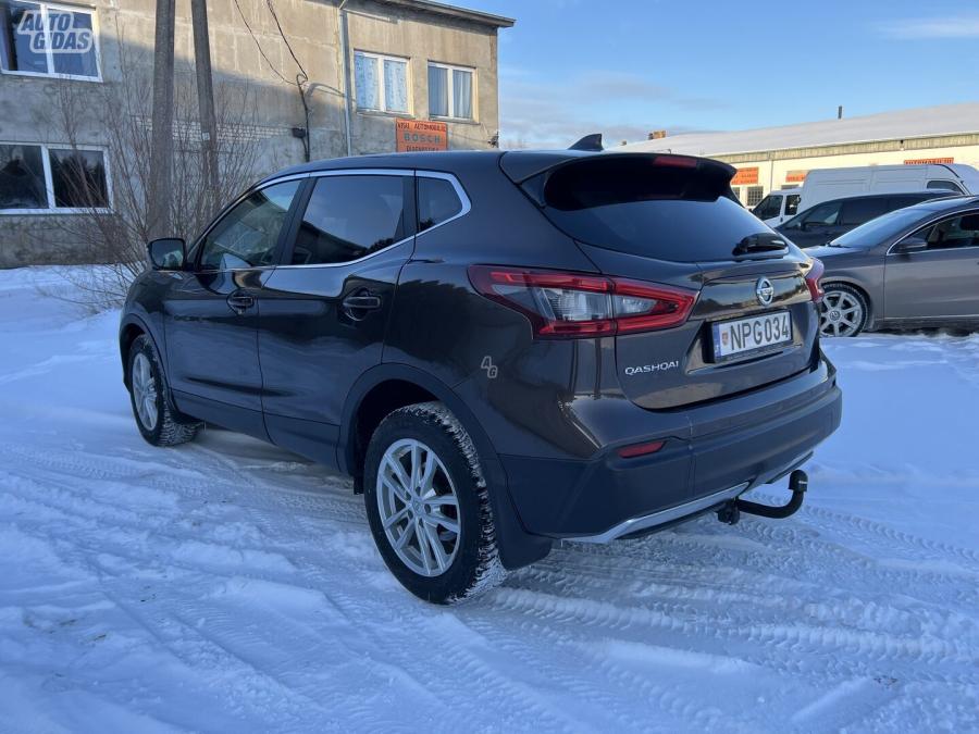 Brūns Nissan Qashqai 2018 Viļņa, ar dzinēja tilpumu 1.20 L un nobraukumu 91 tūkst. km par 11500 €, foto 4 vietnē AUTOMOTO.COM.LV