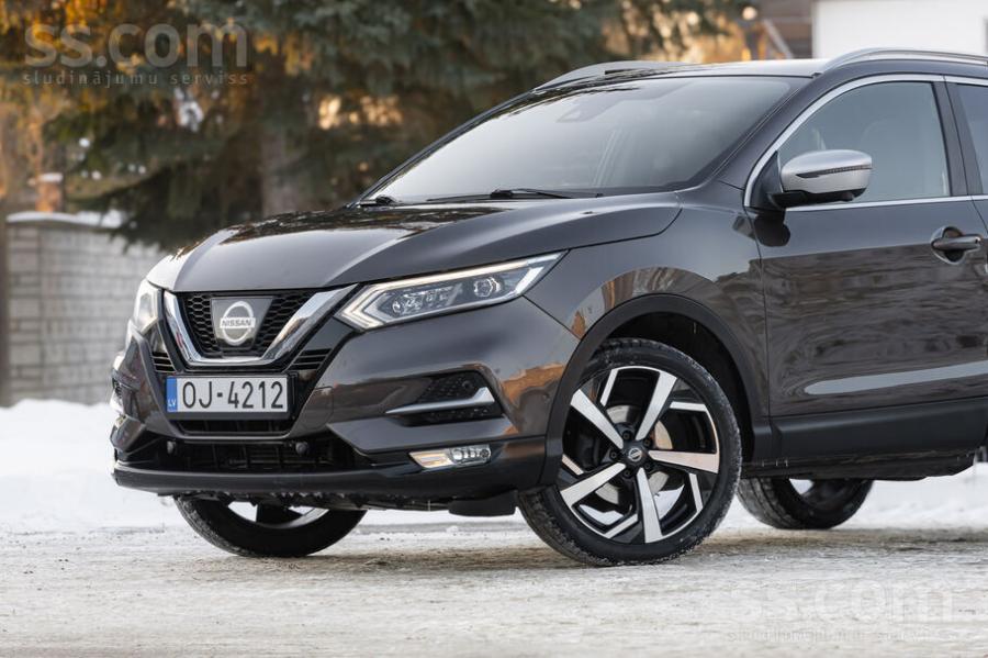 Brūns Nissan Qashqai 2018 Jelgava, ar dzinēja tilpumu 1.60 L un nobraukumu 157 tūkst. km par 13300 €, foto 2 vietnē AUTOMOTO.COM.LV