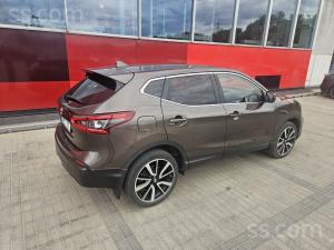 Brūns Nissan Qashqai 2018 Rīga, ar dzinēja tilpumu 1.60 L un nobraukumu 69 tūkst. km par 16900 €, foto 4 vietnē AUTOMOTO.COM.LV