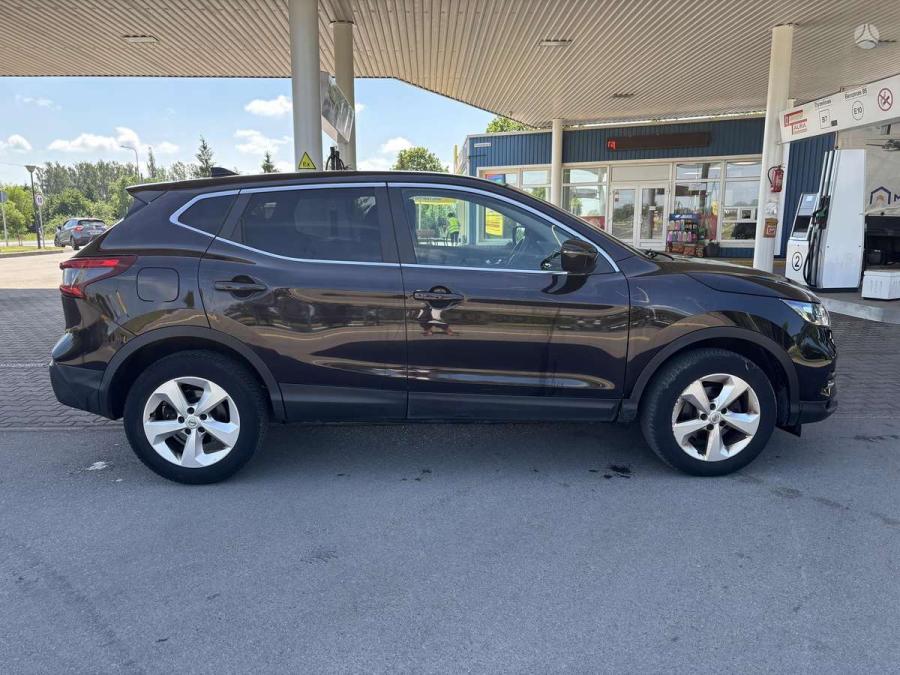 Brūns Nissan Qashqai 2018 Tauragė, ar dzinēja tilpumu 1.46 L un nobraukumu 195 tūkst. km par 9200 €, foto 7 vietnē AUTOMOTO.COM.LV